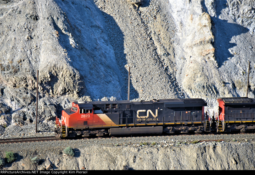 CN 2823